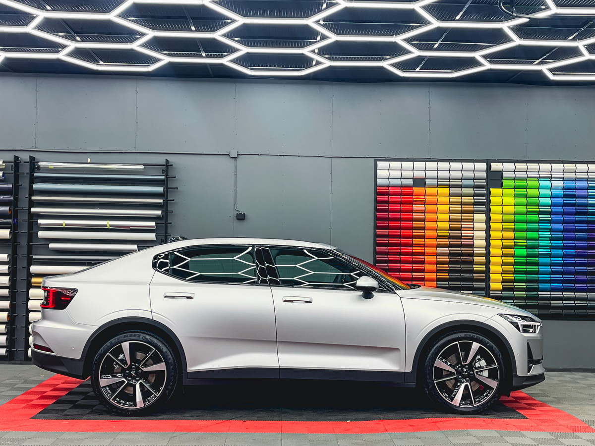 Galleria auton teippaus / yliteippaus